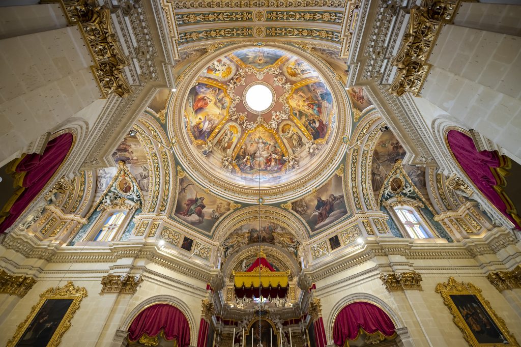 Għarb Basilica - Il-Knisja f'Għawdex