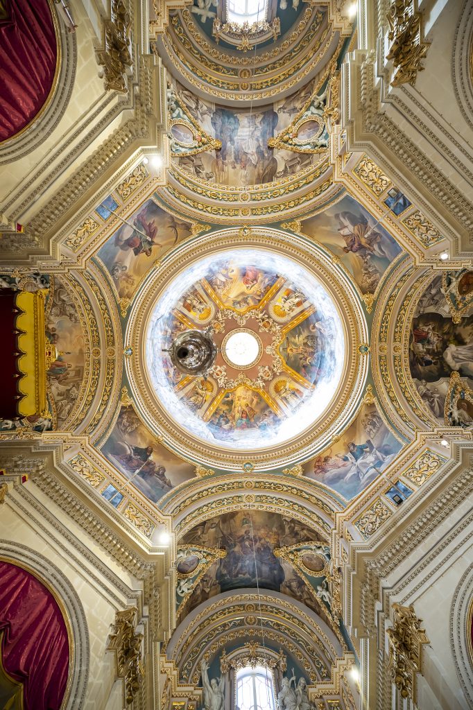 Għarb Basilica - Il-Knisja f'Għawdex